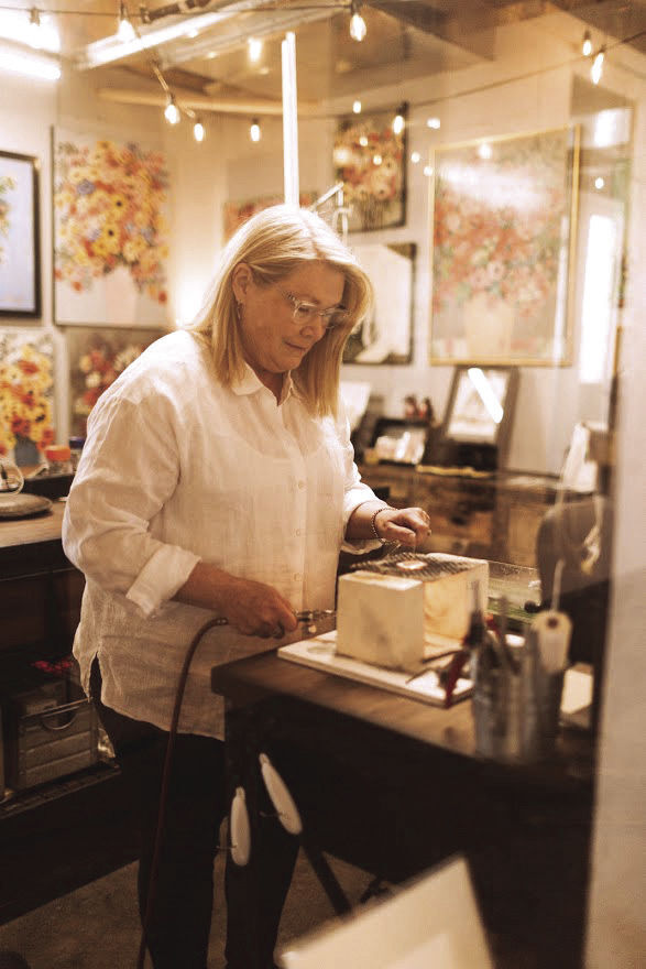 Artisan Amie Preston passes along ‘Oh, I get it’ moments, wearable art ...